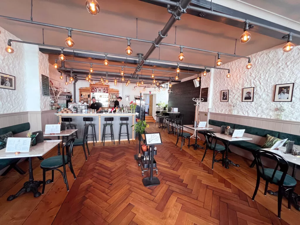 Das Café „Sir Capulus“ - Traditionell anders | Füssen aktuell